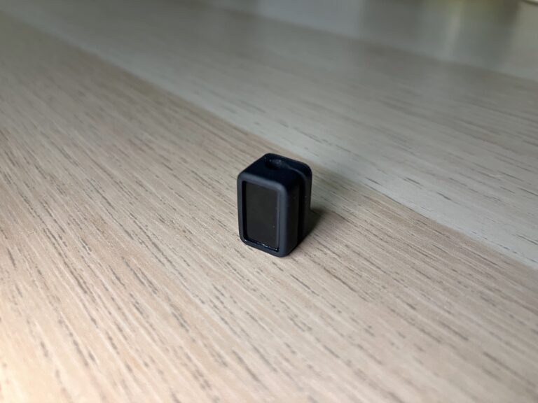 【Anker Magnetic Cable Holder レビュー】デスク周りスッキリなAnkerのマグネット式ケーブルホルダーを開封レビュー ...